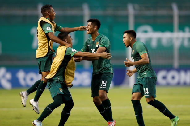 El tanto que destrabó el juego fue obra del volante Fernando Nava, del ...