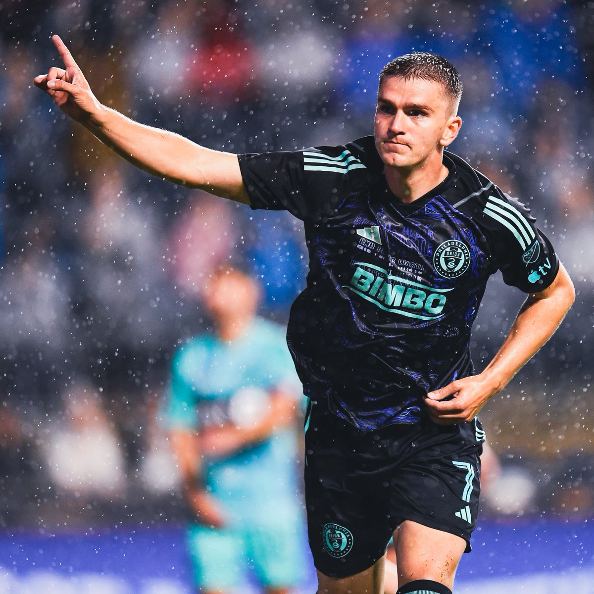 El danés Mikael Uhre, de Philadelphia, fue la figura de la novena ...