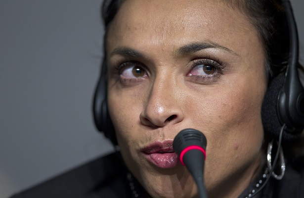 Martha "Brasil y toda Sudamérica merecían el Mundial" - FDP Radio