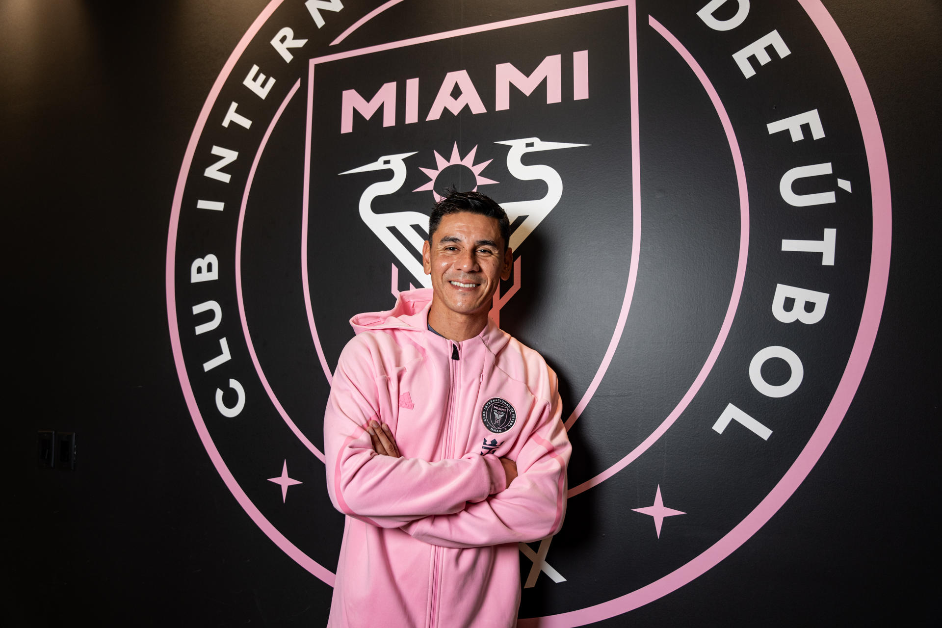 Óscar Ustari fue anunciado como nuevo compañero de Lionel Messi - FDP Radio