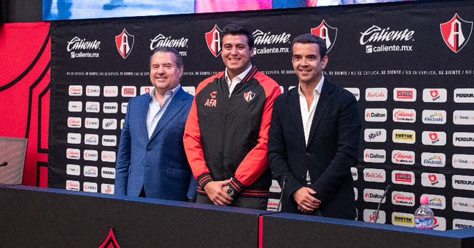 Revive la presentación de Aníbal Fájer Alonso como nuevo presidente del ...